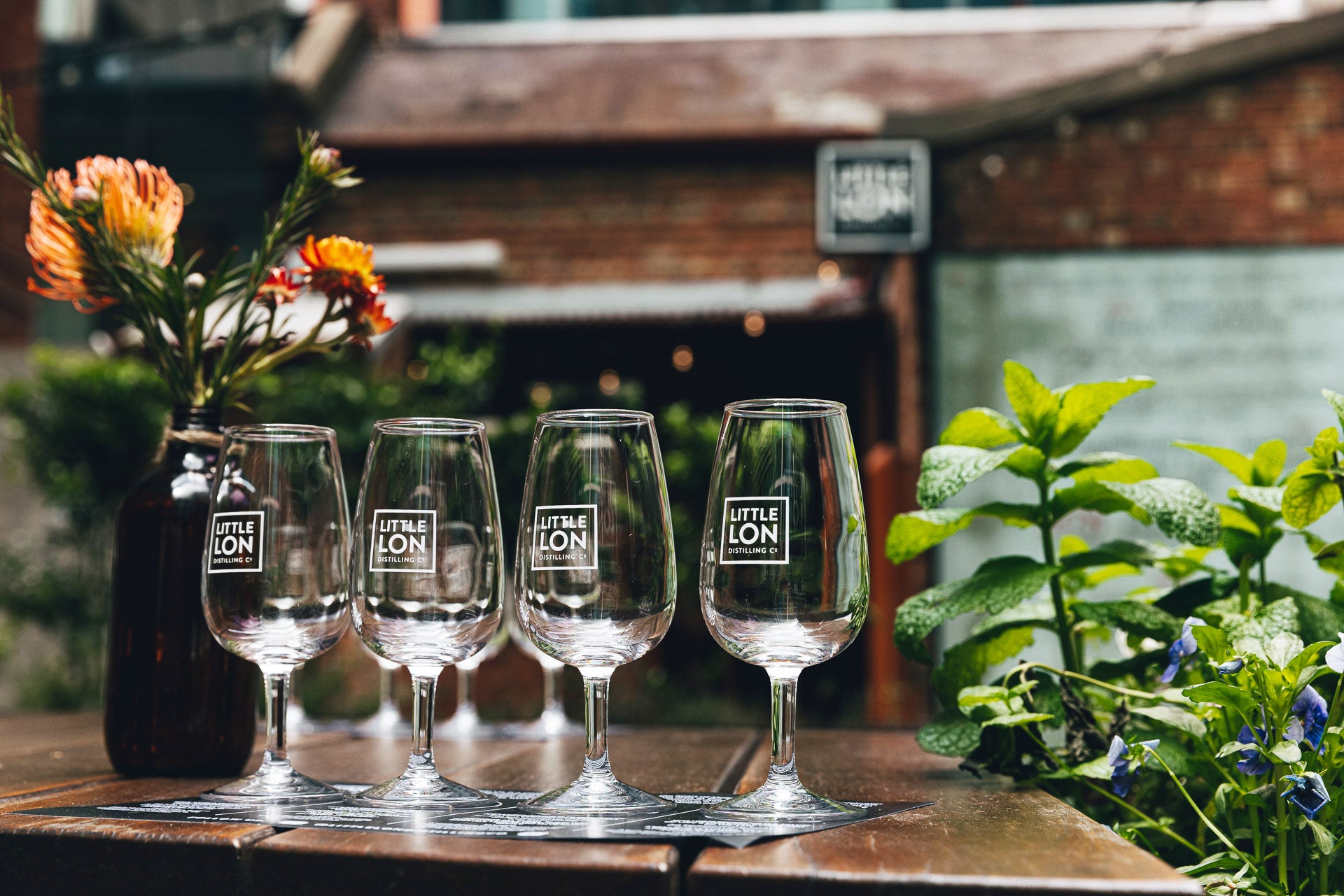 EXPERIENCE A MASTERCLASS – Little Lon Distilling Co